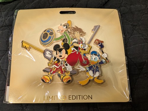 2025 Destination D23 Pin Squad Goals Kingdom Hearts LE400 MOG | eBay