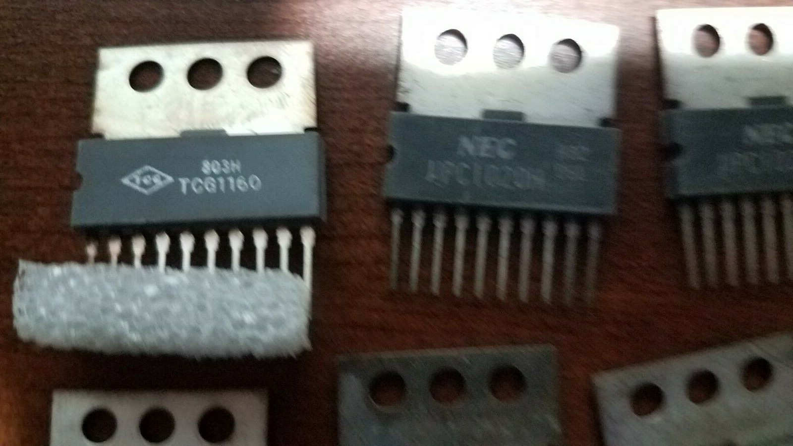 9 INTEGRATED CIRCUIT NOS (New Old Stock) UPC1020H (7) TCG1160 (2) ECG ...