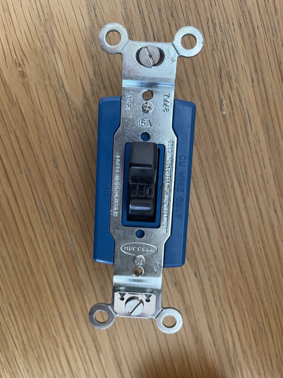 Vintage Hubbell HBL1202 15A 120-277V Double-Pole DPST Toggle Switch ...