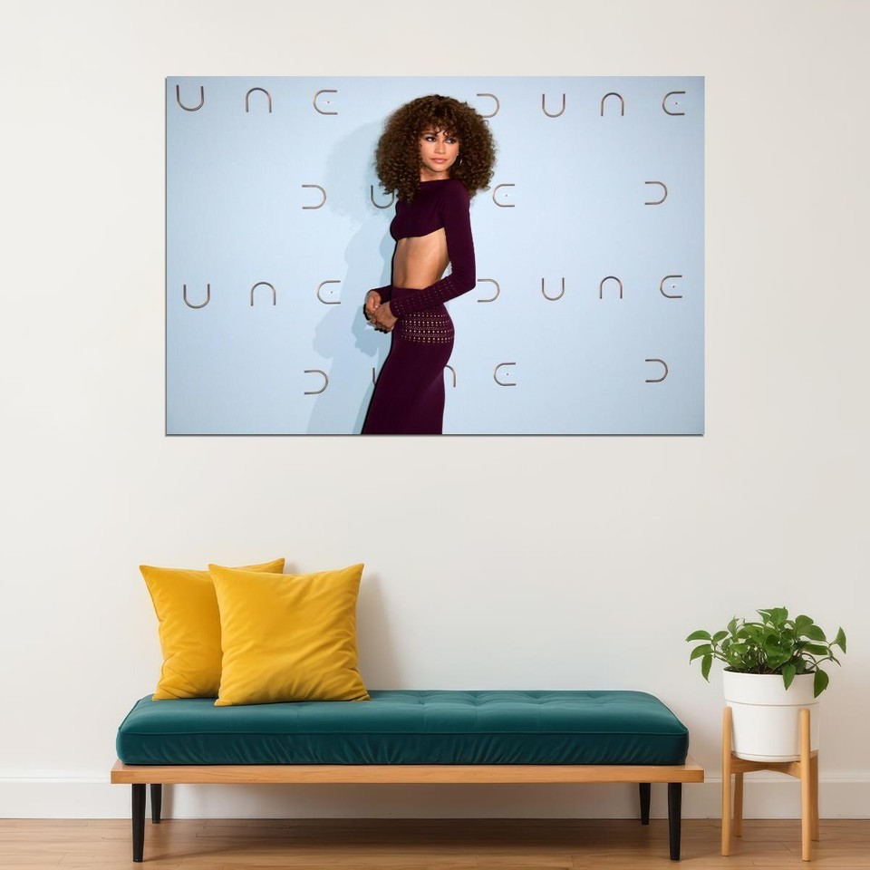 402538 Zendaya WALL PRINT POSTER US | eBay