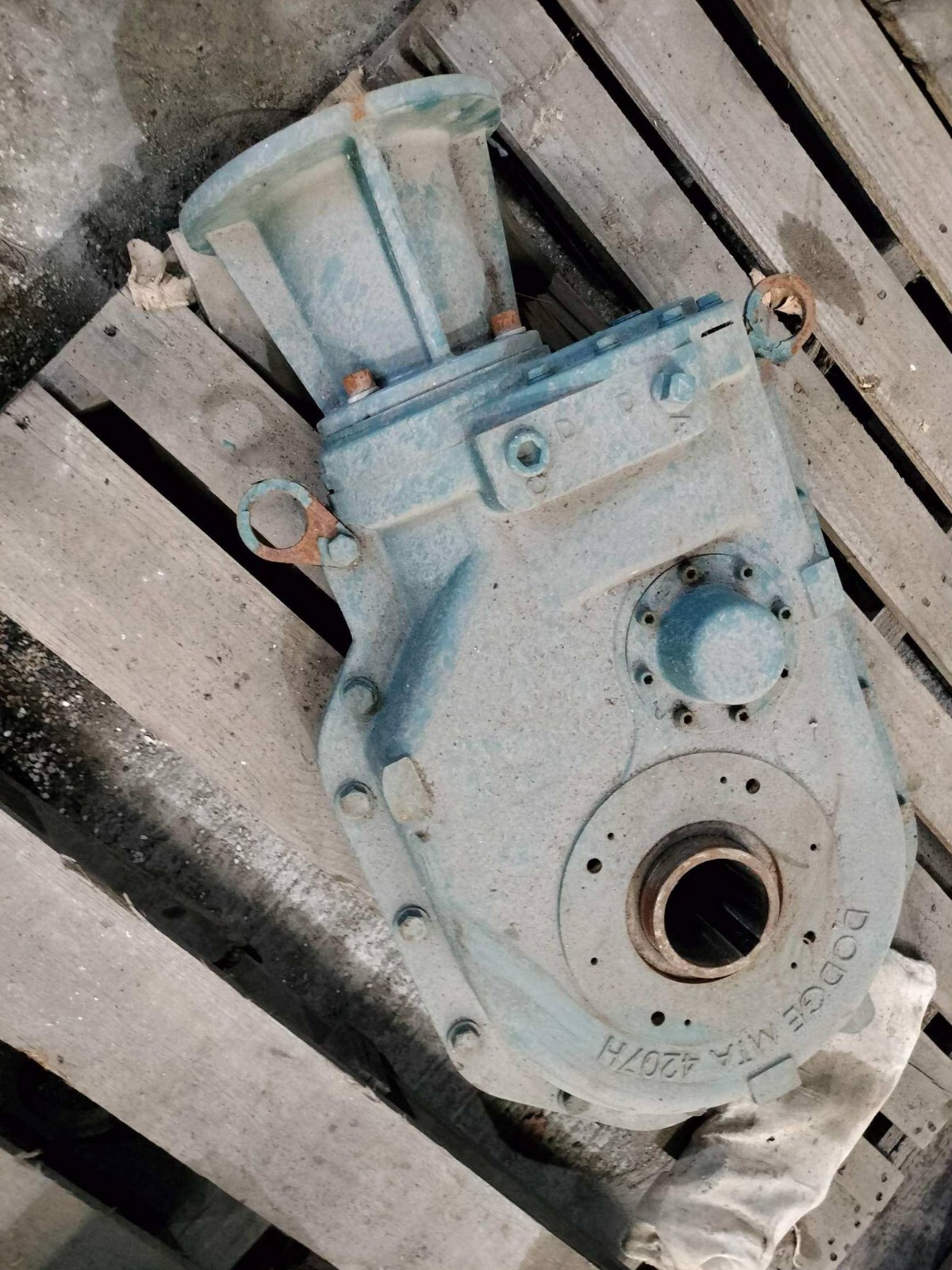 New Dodge Shaft Mount Gear Reducer MTA4207H | eBay