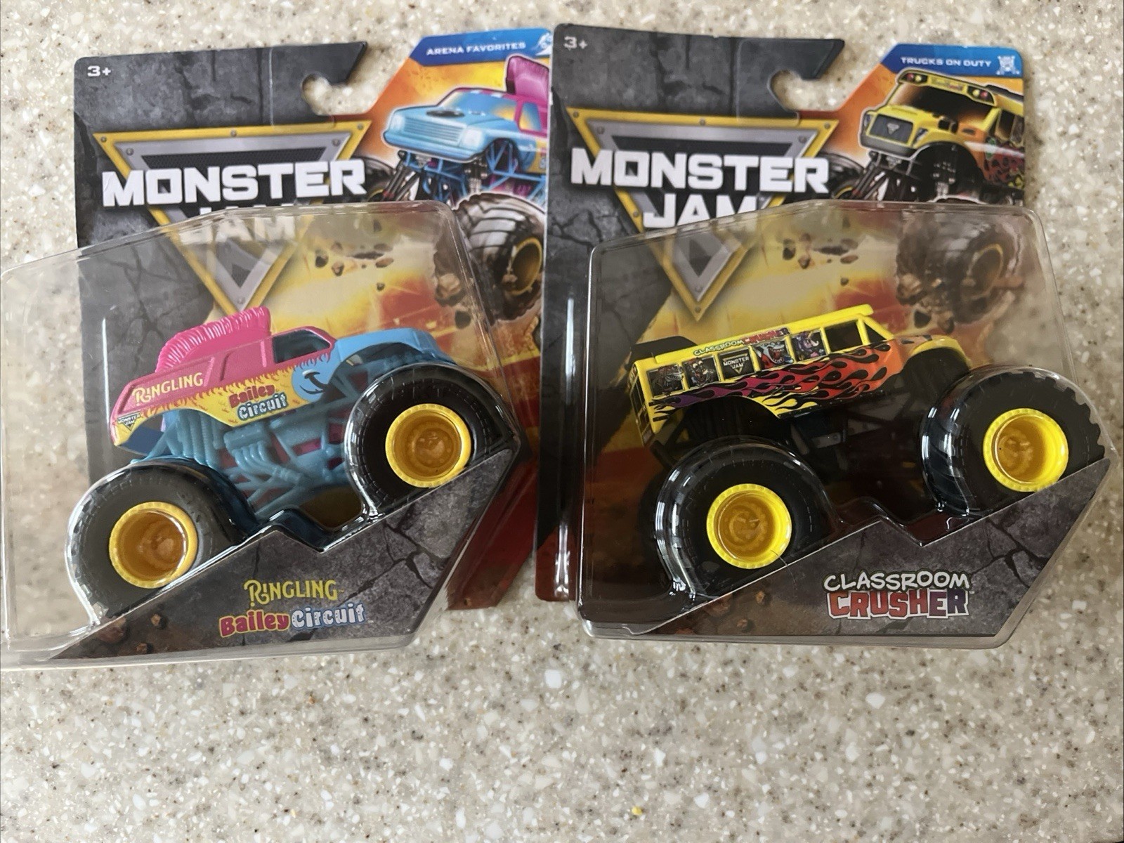Spin Master Monster Jam Series- Classroom Crusher And Bailey Circuit | eBay