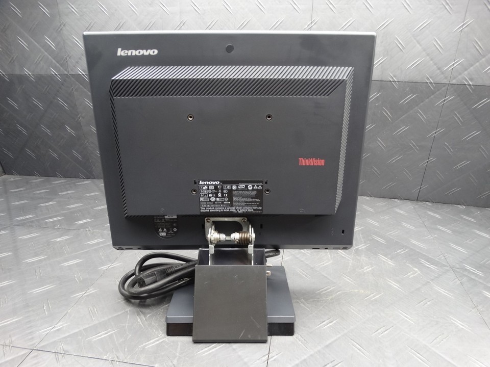 Lenovo Thinkvision 17in LCD TFT Monitor 9227-AE1 W/ Power Cord ...