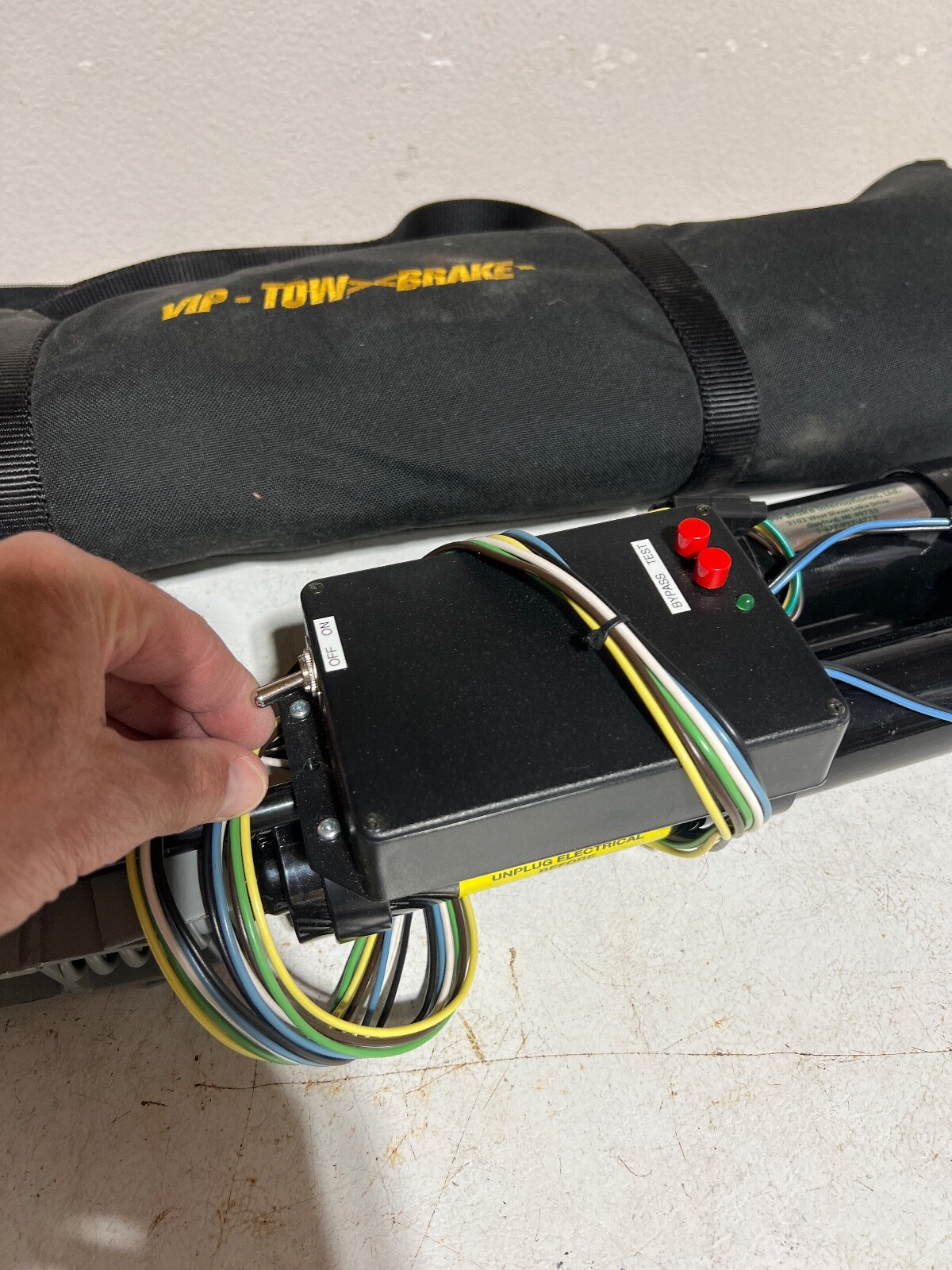 TOW BRAKE INTERNATIONAL VIP TOW BRAKE PRO Proportional RV Tow Car ...