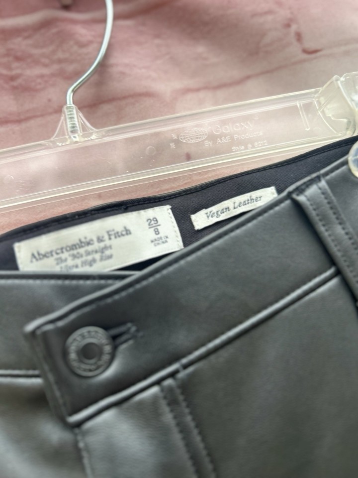 NWT Abercrombie & Fitch 90’s Straight Ultra High Rise Pants 29/8 Vegan ...