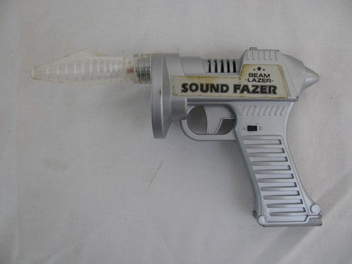Vintage Battery-Operated Space Gun Beam Lazer Sound Fazer w/ Lights ...