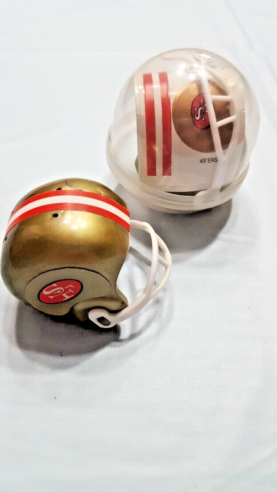 NEW NFL FOOTBALL V1 1980's OPI GUMBALL HELMET IN CAPSULE +BONUS ...