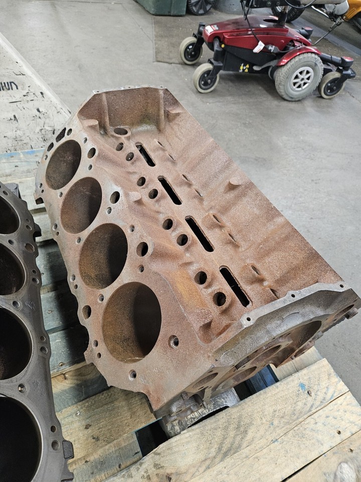 1973 Corvette Chevelle BBC 454 2 Bolt Main Engine Block 3999289 289 D-4 ...