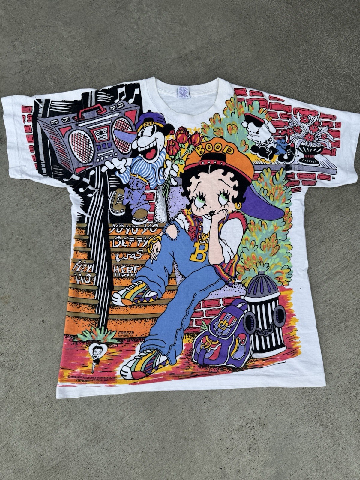 Vintage 1993 Betty Boop “Boop There It Is” AOP T-Shi… - Gem