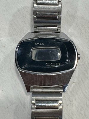 Vintage Timex Men’s SSQ RETRO LCD Watch Parts or Restoration As-Is Not ...