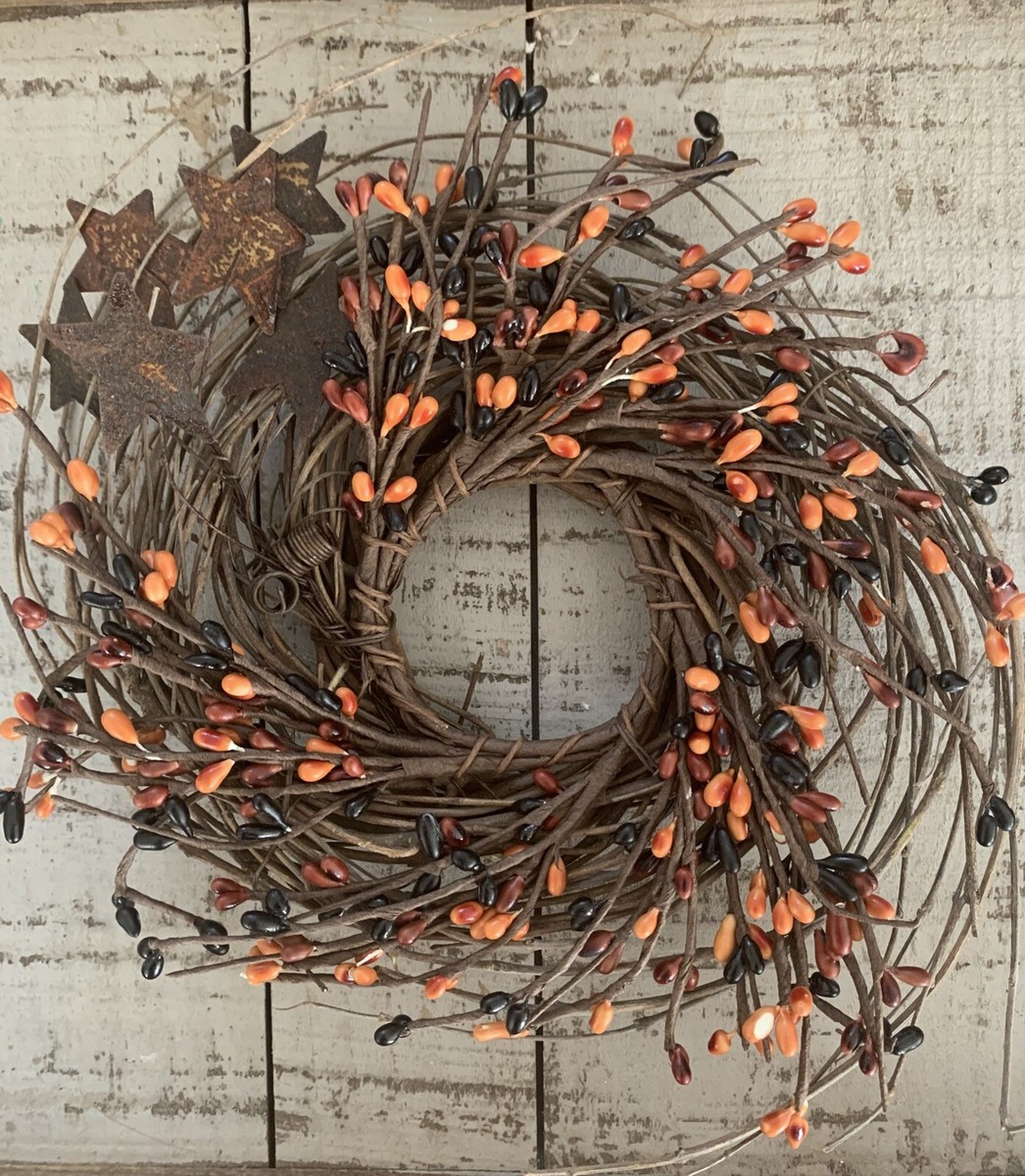 Primitive Wreaths Christmas Traditions Wreath, Cedar, Pine And Red