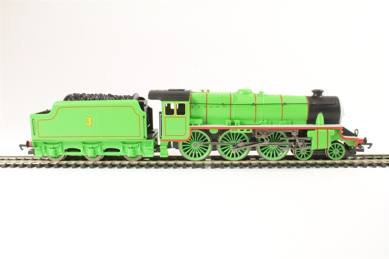 Hornby OO Gauge Thomas & Friends Henry The Green Engine 1/76 Scale ...