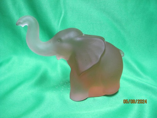 Vintage Pink SATIN Elephant Lenox Imperial HEISEY Glass Frosted ...