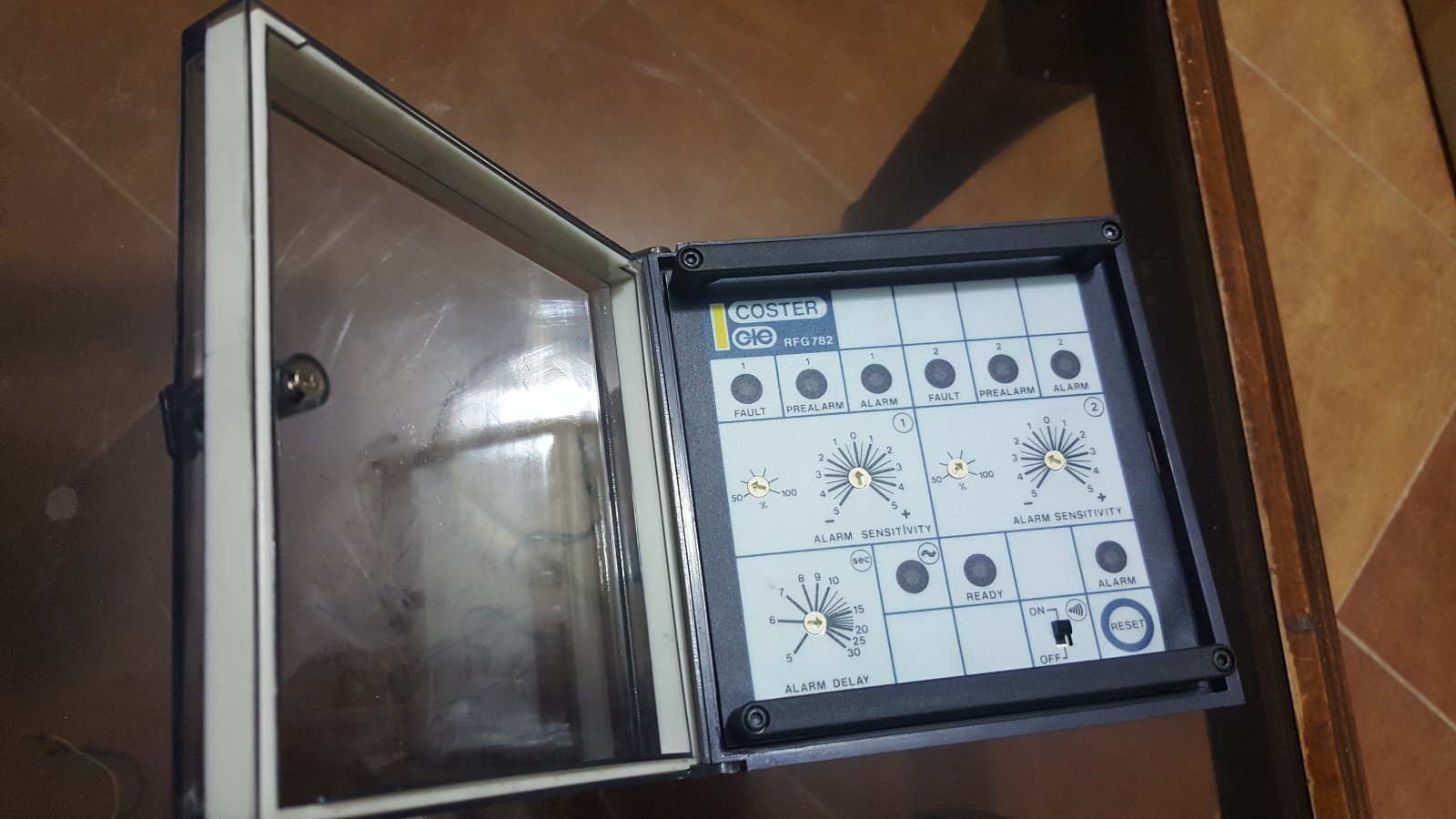 Coster RFG 782 Panel Mounted Gas Detectors for sale online | eBay