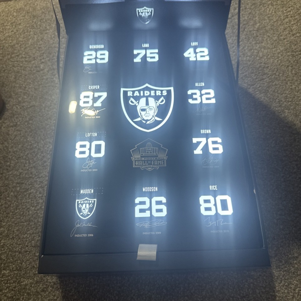 Las Vegas Raiders 2022 Allegiant Stadium Season Ticket Gift Box w ...