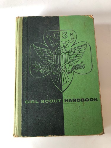 VTG 1957 Girl Scout Handbook- 15Th Impression - GSA - Book USA Green ...