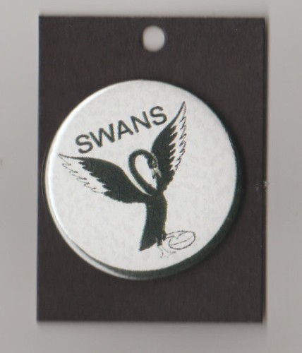 SWANS DISTRICTS FOOTBALL CLUB SWANS SUPPORTERS BUTTON NEW Size 5.5cm ...