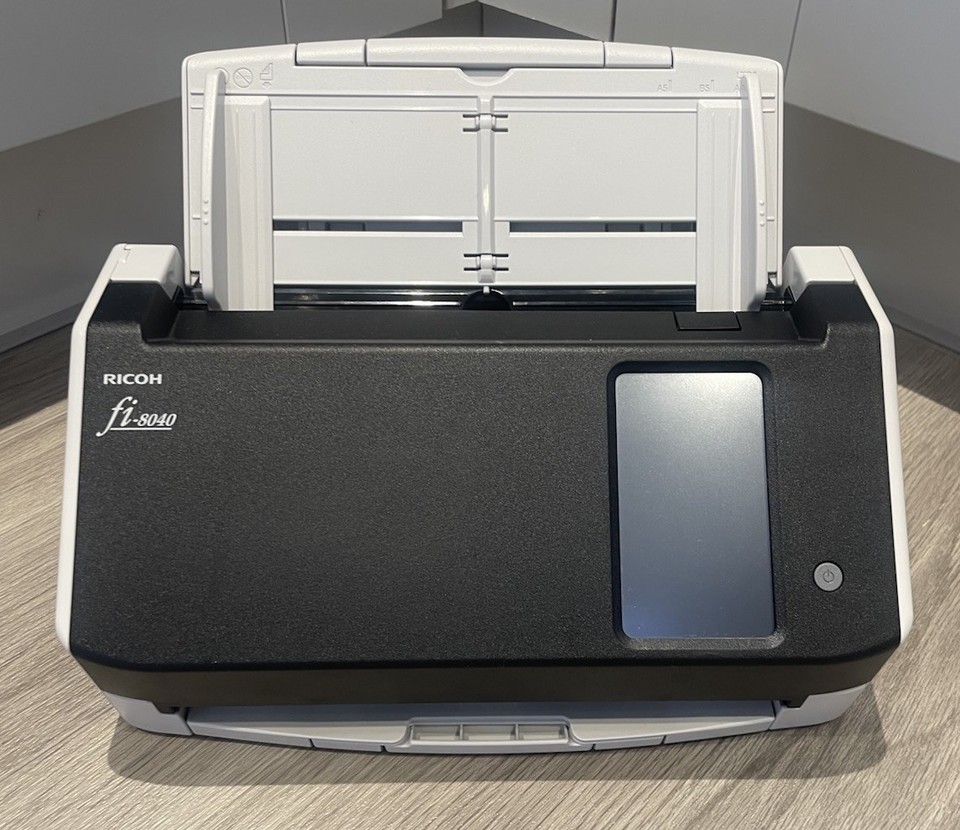 Fujitsu / Ricoh fi-8040 A4 USB + LAN Scanner + trays + PSU + USB *13 ...