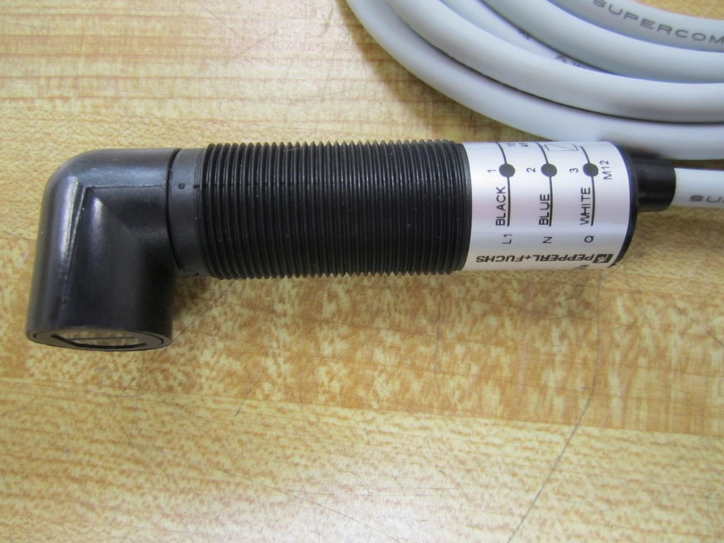 Pepperl Fuchs 904886 Photoelectric Sensor CP18-8-80-LS/25/115/142A for ...