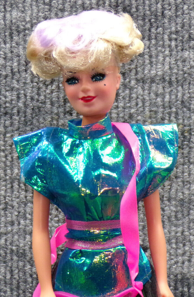 VINTAGE KNOCK OFF BARBIE ROCKER LOOSE DOLL | eBay