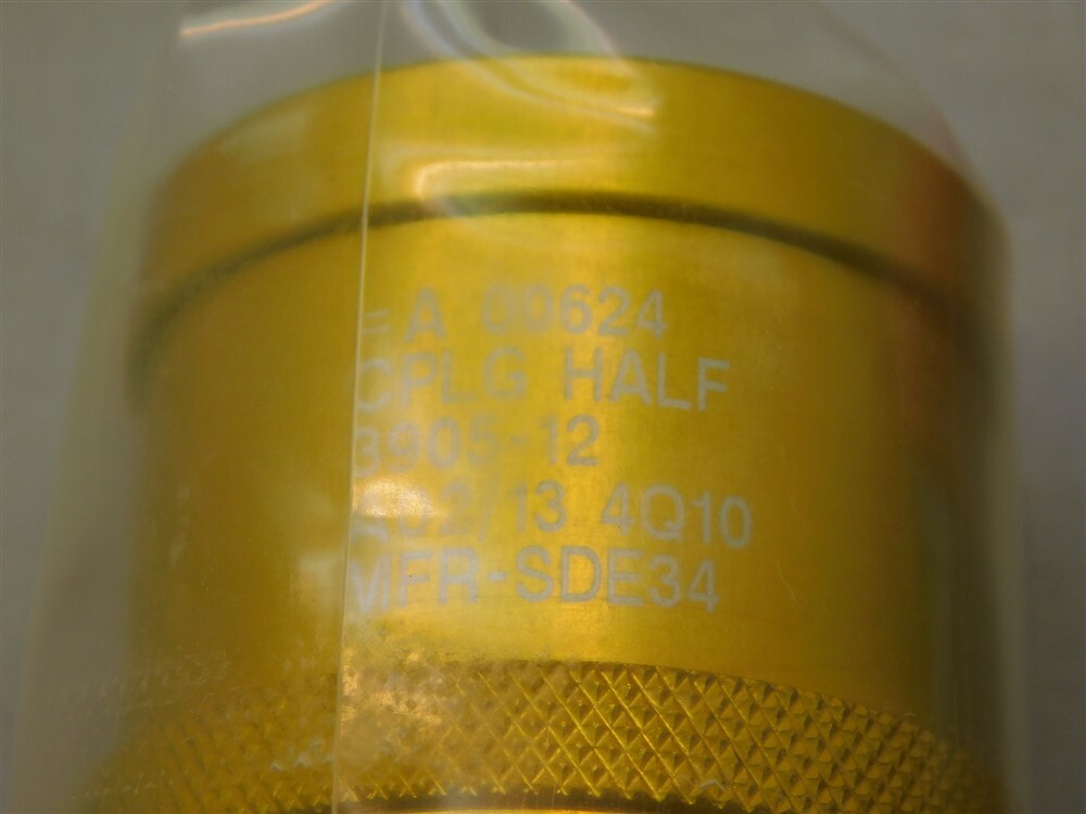 Aeroquip 3905-12 CPLG Half / 3902-12 Male Half Aerospace Quick Connect ...