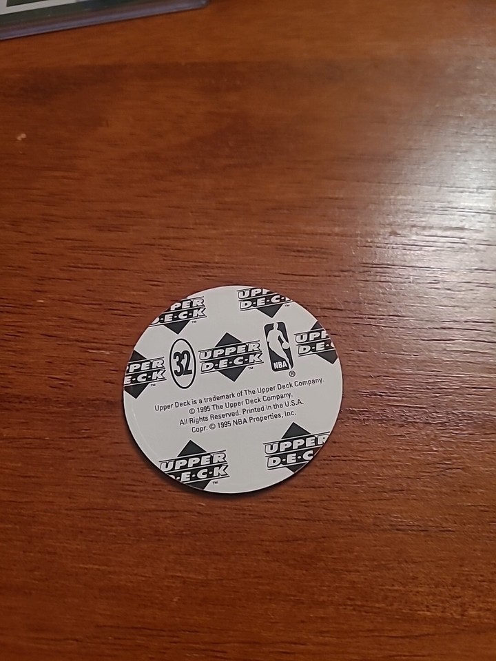 Nice 1996 Upper Deck Michael Jordan Round Pog #32 | eBay