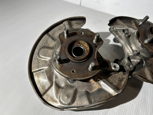 1986-1991 MAZDA RX7 FC OEM 4 LUG REAR WHEEL HUBS LEFT 7 RIGHT | eBay