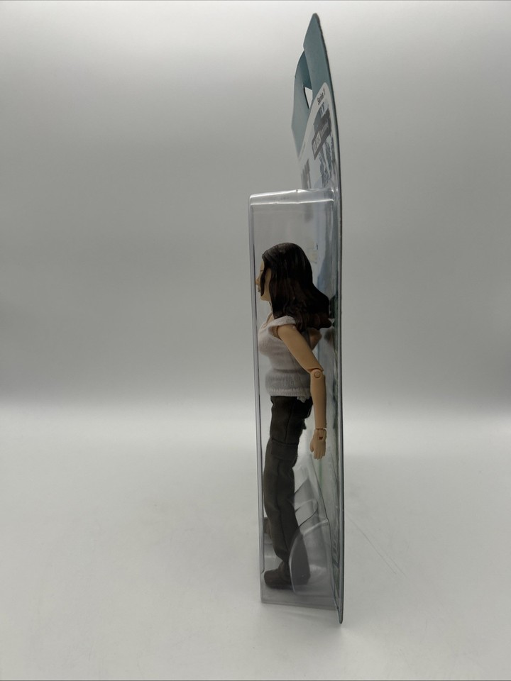 Bif Bang Pow Lost Action Figure Kate Austen Series 1 Dharma Initiative ...