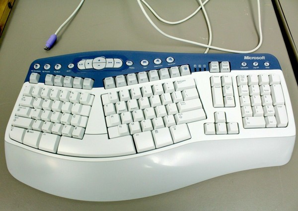 Microsoft Natural Multimedia Keyboard 1.0a Ps2 Ergonomic Vintage RT9470 ...
