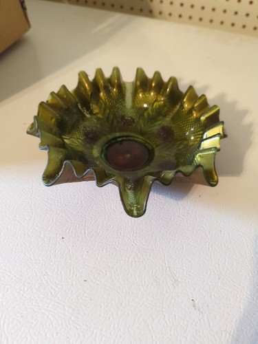 Vintage Fenton Green Carnival Glass bowl in the "Stippled Rays" pattern ...