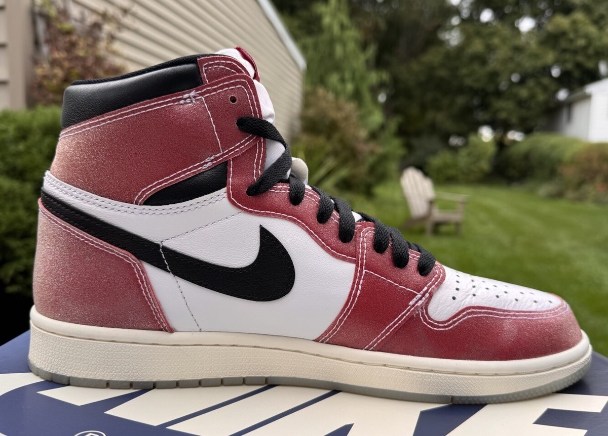 Nike Air Jordan 1 Retro High OG SP x Trophy Room Size 10 Nike Air Jordan 1 Retro High OG SP x Trophy Room Size 10