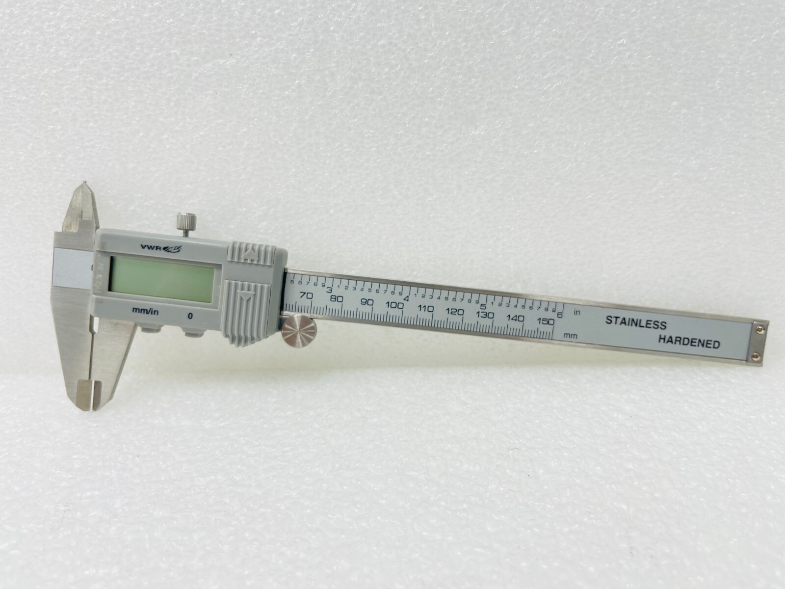 VWR 62379-531 Digital Calipers 0–15.2 cm (0–6") / Used - Free Shipping ...