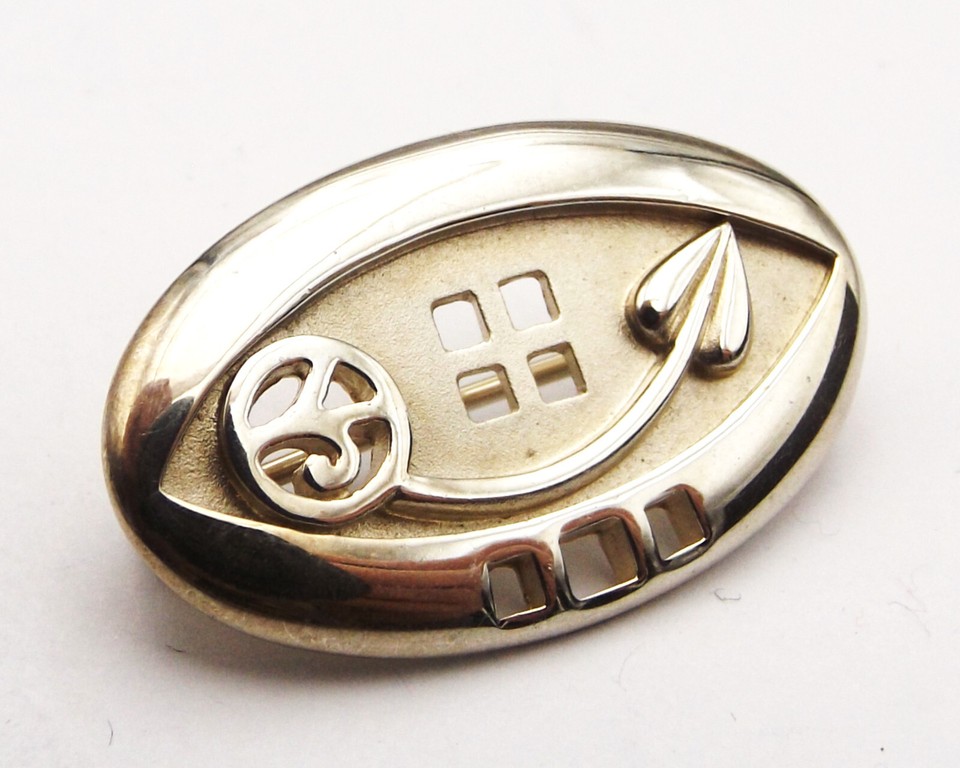 BROOCH sterling silver small oval brooch simple Mackintosh rose and ...