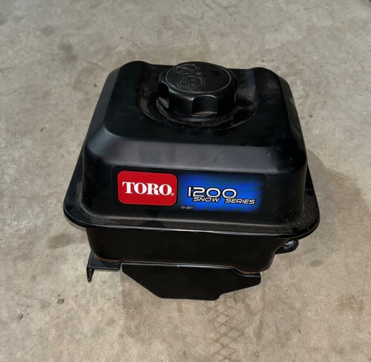 Genuine Toro 1200 Snow Series 133-1553 Fuel Tank with Filter and Cap | eBay