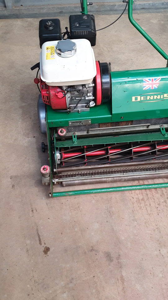 Dennis FT610 Cylinder Fine Turf Mower with Honda GX160 Petrol Engine ...