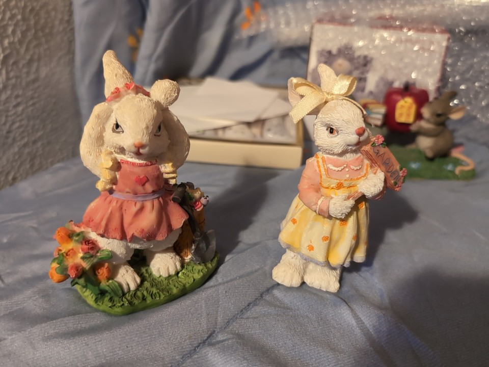 2 Resin Bunny Figurines Just In Time For Easter | eBay