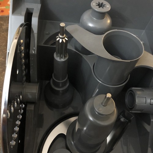 Cuisinart Six Piece Food Processor Accessory Blade/Dicing Kit with Case ...