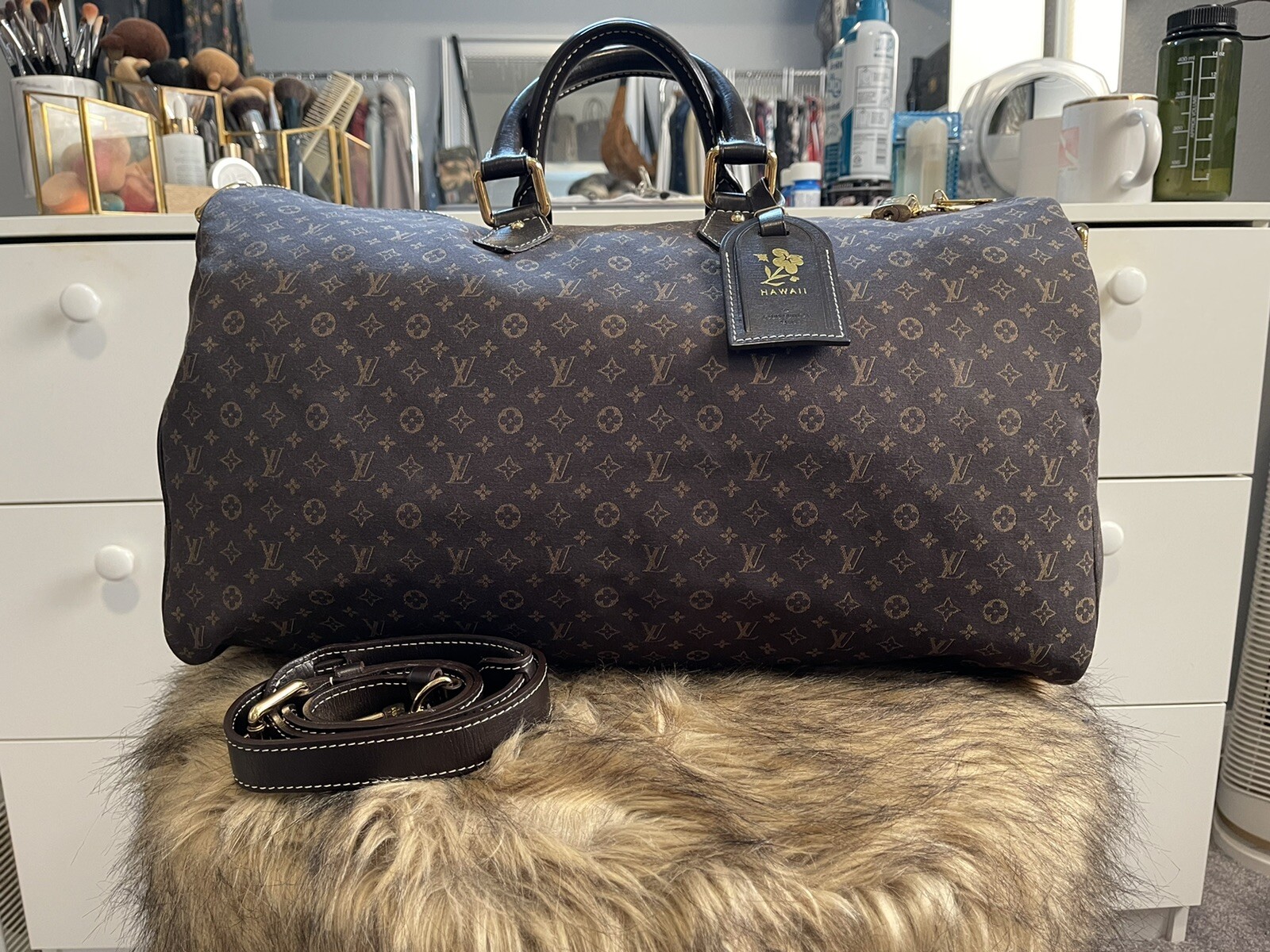 100% Authentic Louis Vuitton Speedy 45 - Gem
