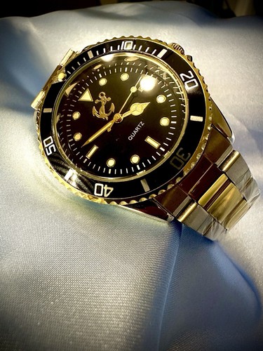 Dive Watch Luxury Diver Style W/ Storage Case Included. Rotating Bezel ...