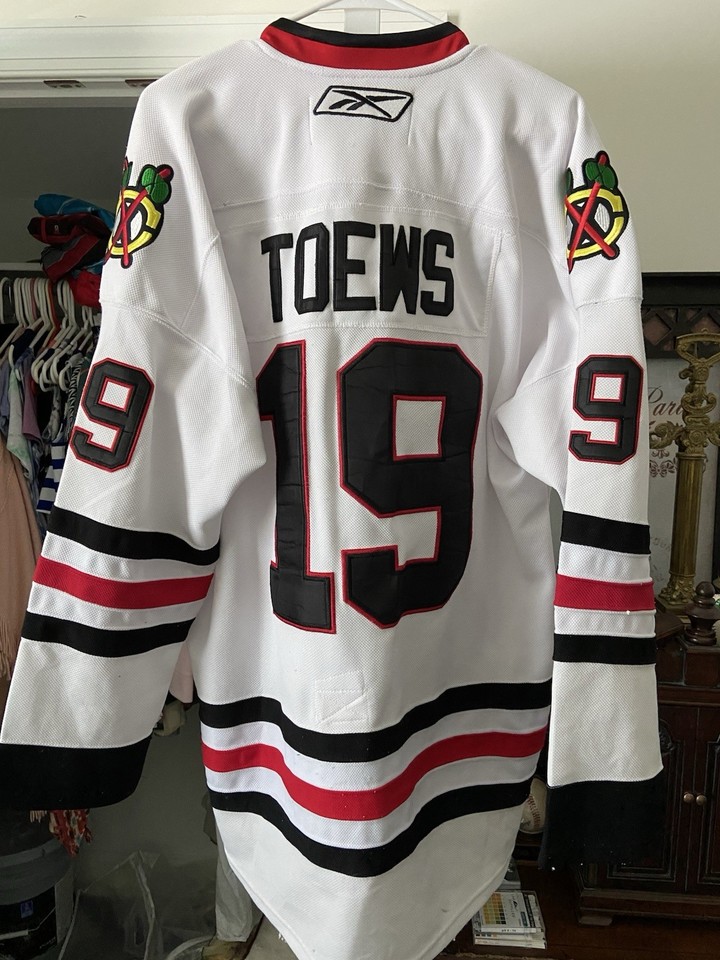 Chicago Blackhawks Jersey Adult 52 White Jonathan Toews #19 Stitched ...