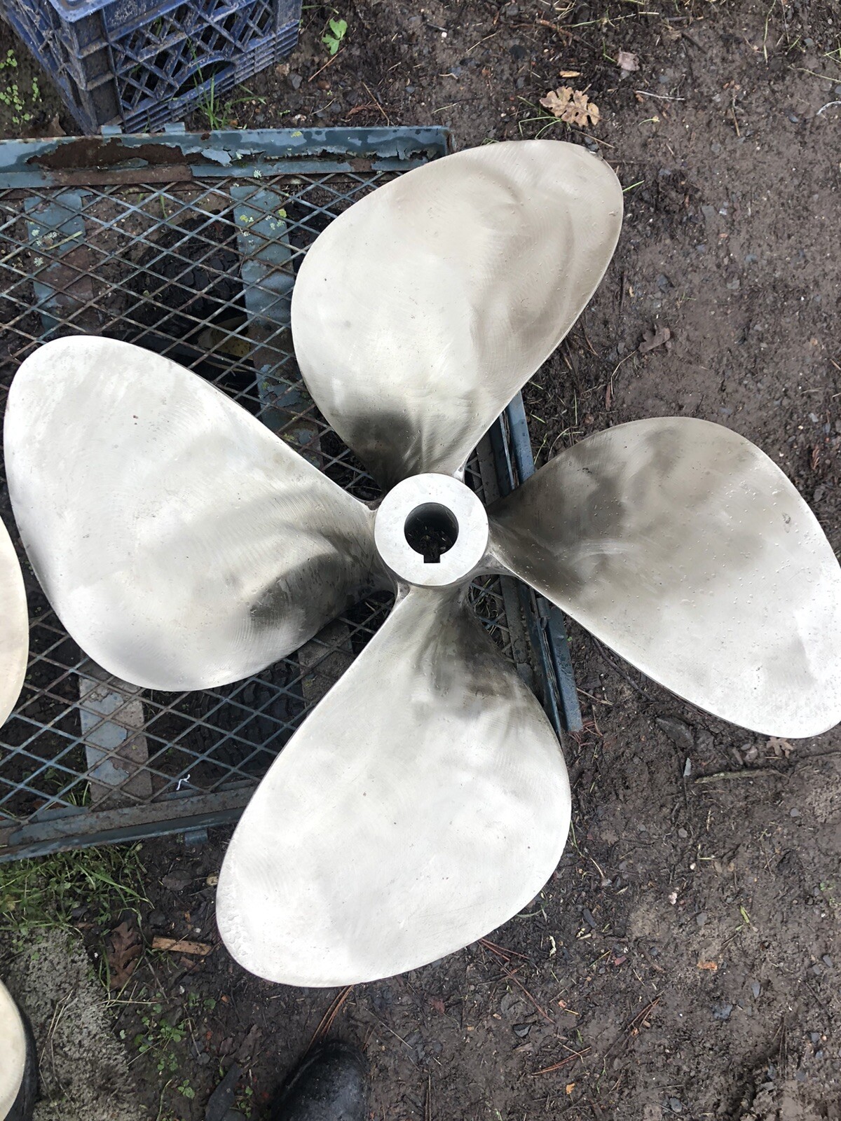 Boat Propellers | Michigan Wheel | Standard Rotation | 26" Pitch