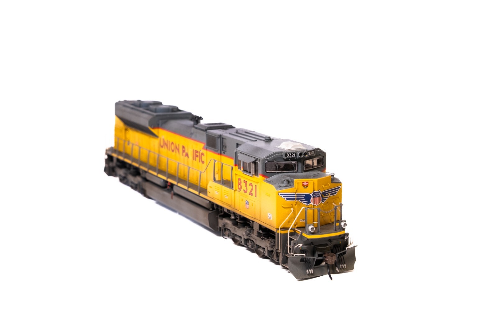 WEATHERED HO Scale Athearn Genesis SD70ace UP #8321 - DCC/SOUND | eBay