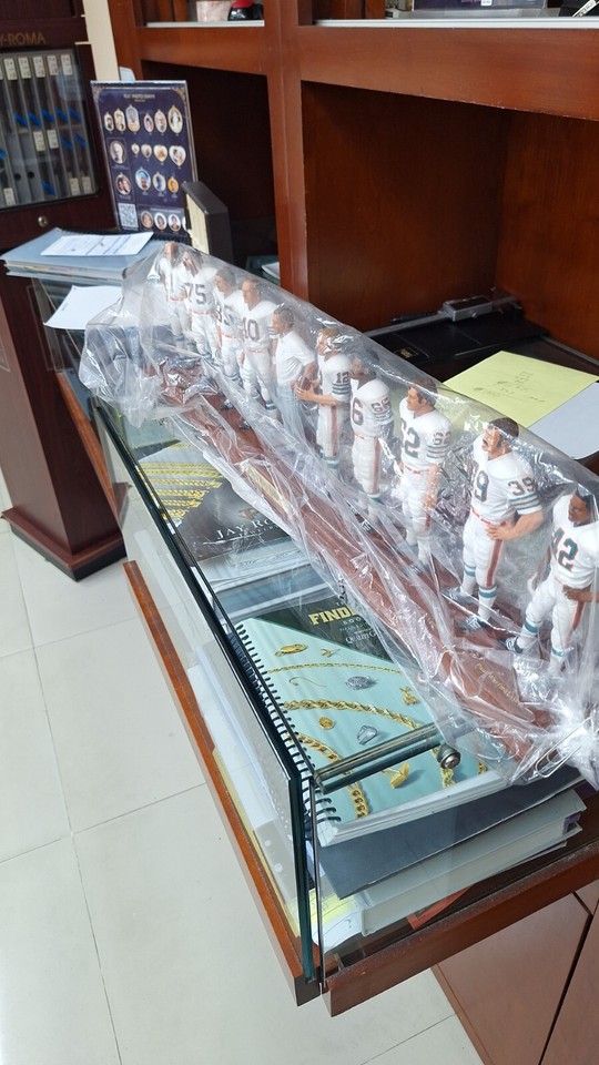 VINTAGE 1972 Miami Dolphins 17-0 Perfect Season Danbury figurine | eBay