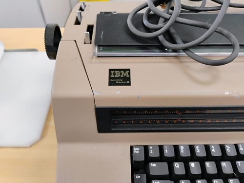 Vintage IBM Correcting Selectric II1 Electronic Typewriter Parts/Repair ...