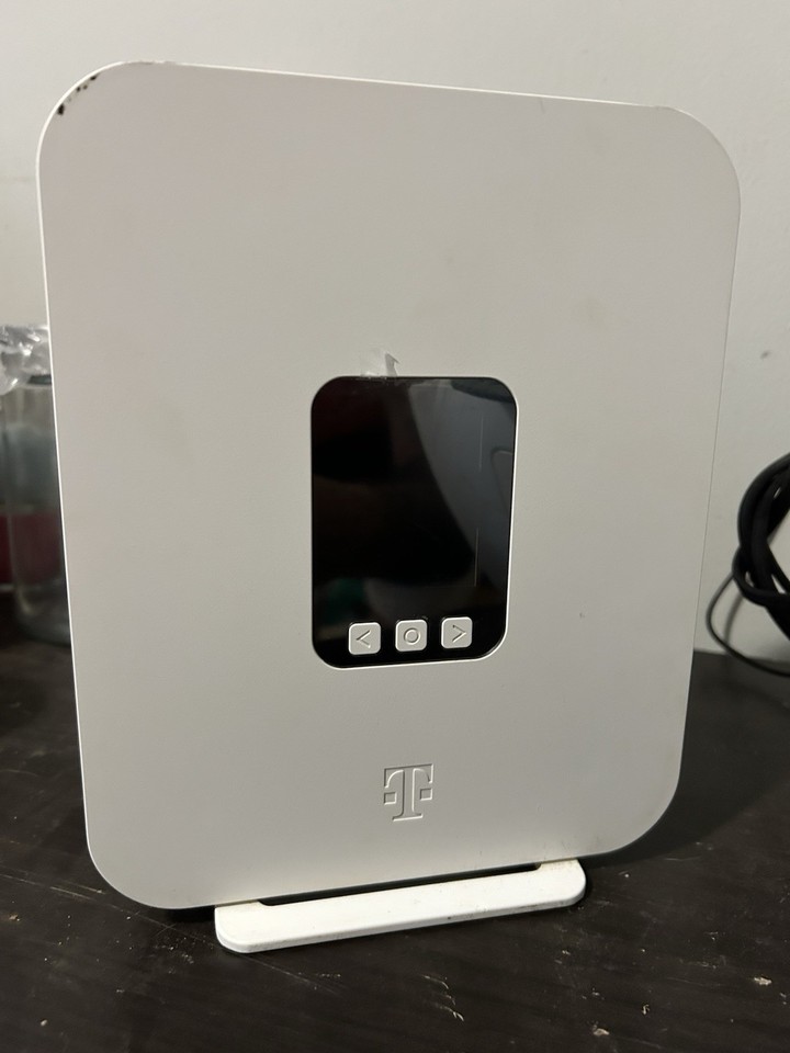 POWERS ON SOLD AS IS! T-Mobile TMO-G4SE Home Internet 5G Gateway Modem ...