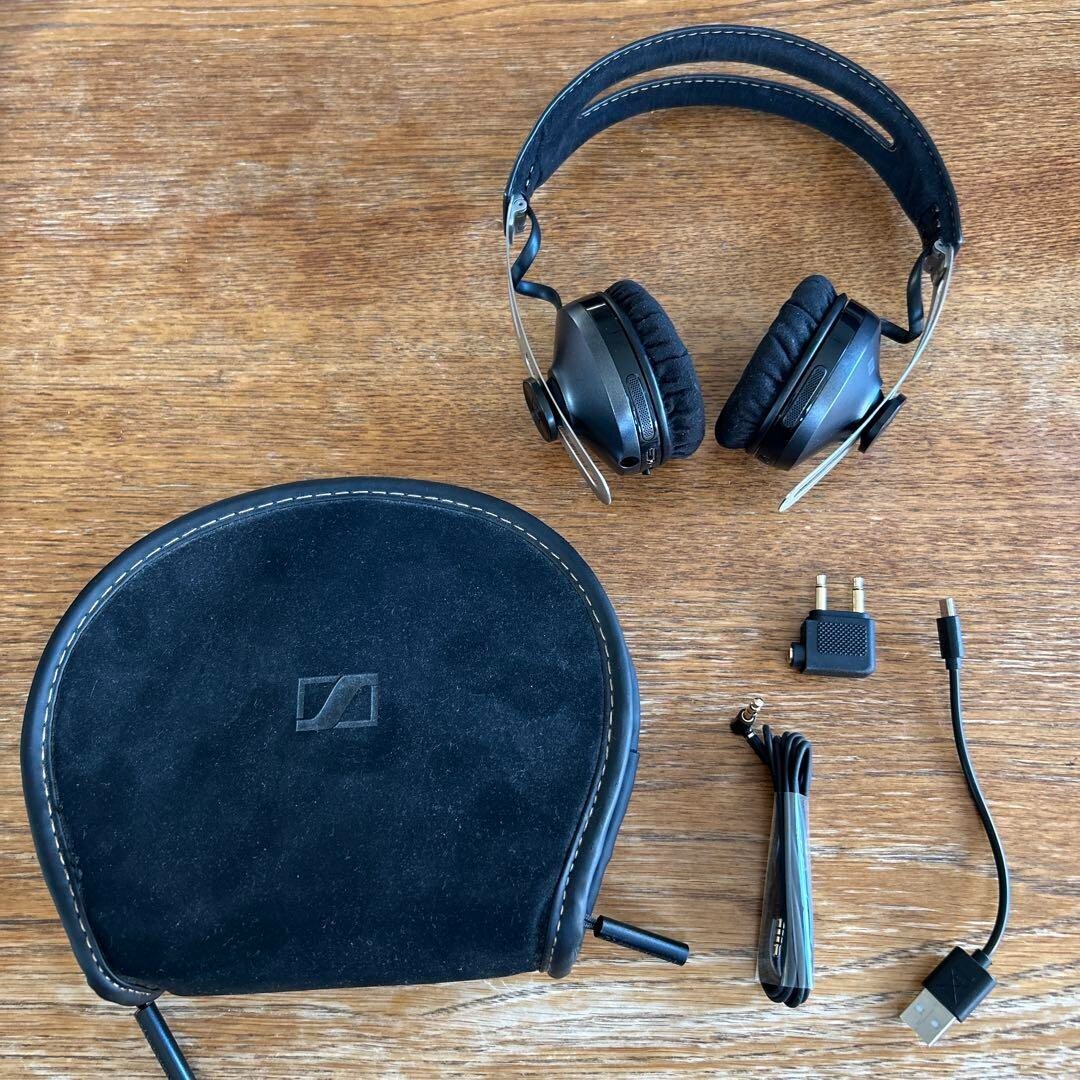 Sennheiser Momentum On Ear Blue