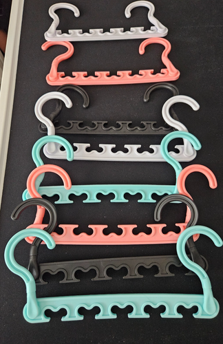 Set of 8 Flexible Hangers Swivel Wonder Hanger Multi Closet Organizer ...