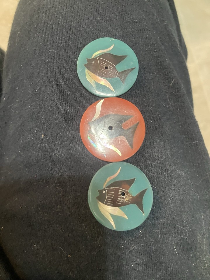 3 Fish Sea life Vintage Large MOP Mother Of Pearl Shell Button Buttons ...
