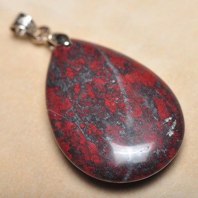 Extremely Red Natural Bloodstone Jasper 925 18K WG Clasp 1.5" Pendant # ...