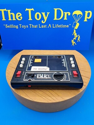 Blip the Digital Game Vintage 1977 Tomy Handheld Pong Type Electronic ...
